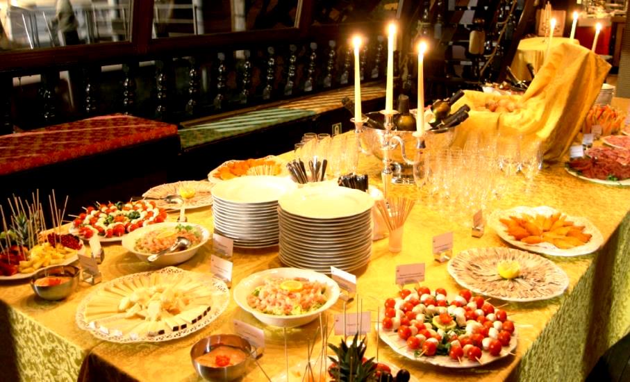 New Year Eve Boat Party Venice | Galleon Dinner Cruise