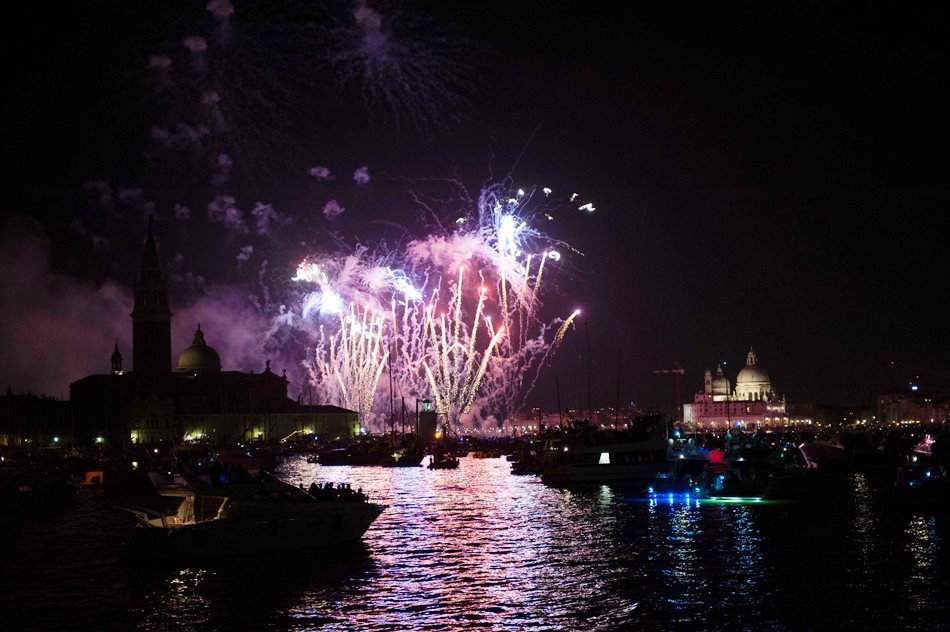 Redentore Boat Party in Venice Italy | Galleon