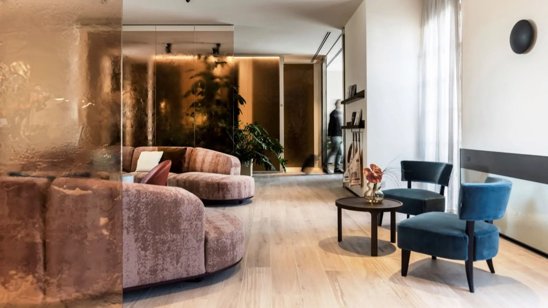 VIP Transfer to Venice Outlet McArthurGlen